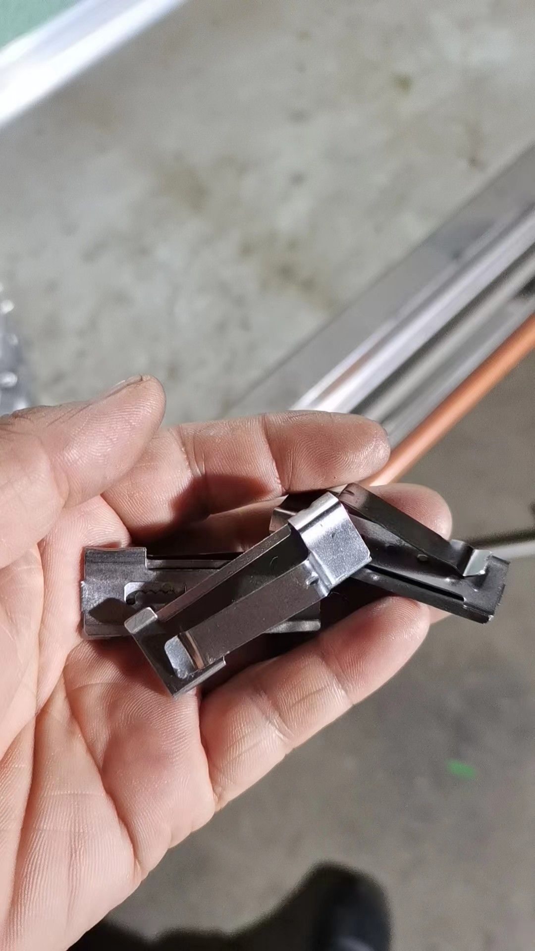 PV Cable Clips:stainless steel-Solar clamps for outdoor use