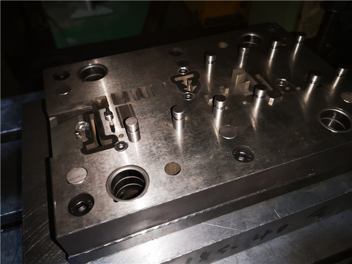 Progressive Die Stamping Process Mechanical Power Press Electrical ...
